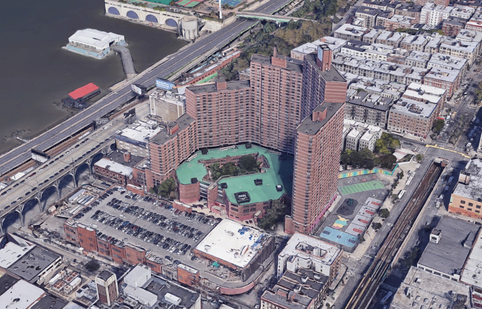 Urban American, Brookfield sign $232.1M refi for 1,193-unit rental in ...