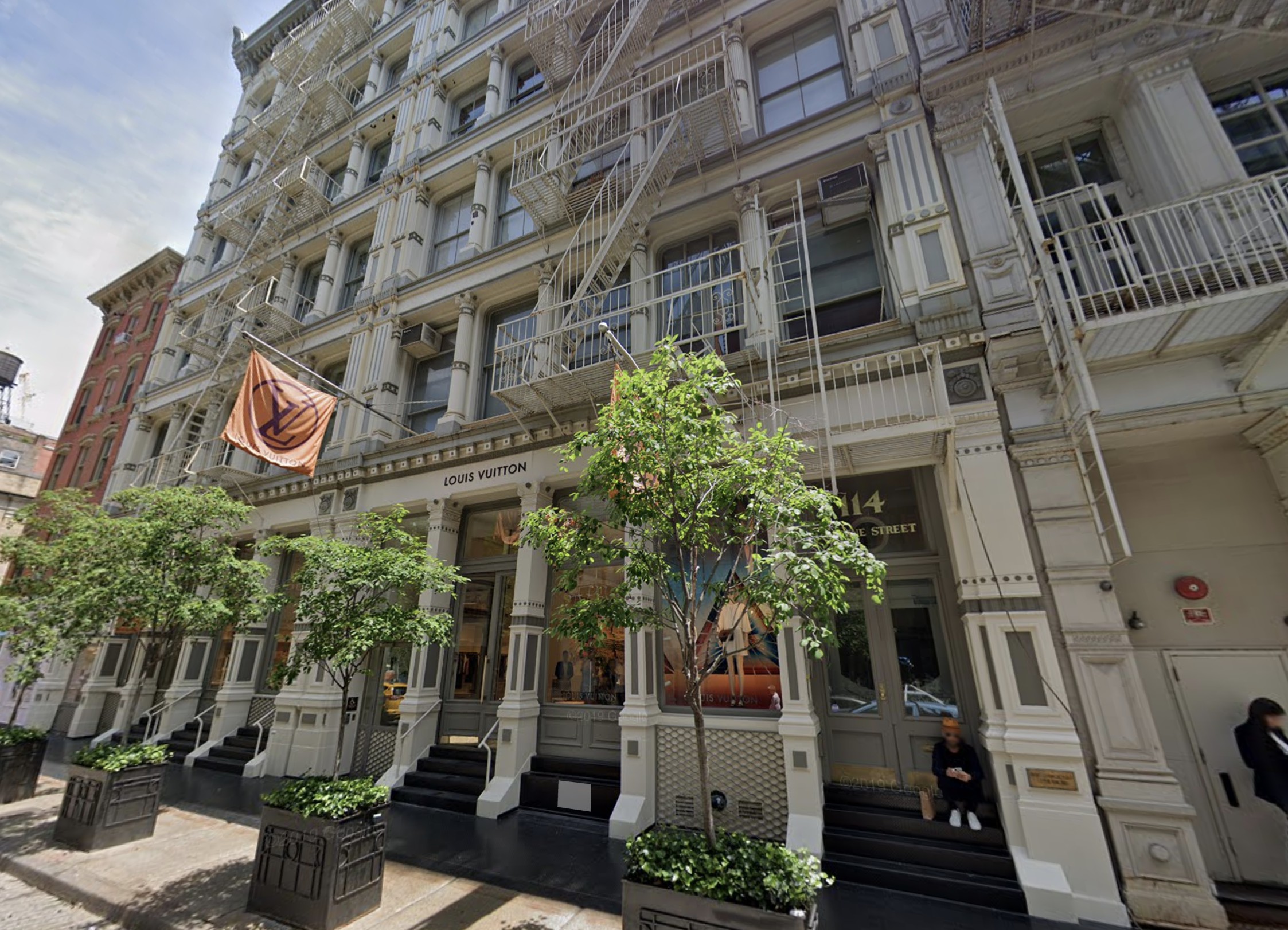 Billionaire Carl Stefan Erling Persson, chairman of H&M, pays $93M for ...
