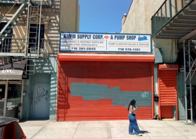 Plumber Gordon Rugg pays $2.1M for industrial in East Harlem